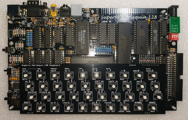 SUPERFO HARLEQUIN 128 Issue 3H with keyboard ( clone of ZX Spectrum 128 ...