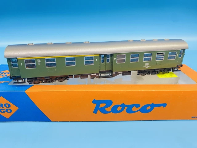 ROCO HO GAUGE 4252S Green Db 1St/2Nd Class Composite Coach Boxed! £29. ...