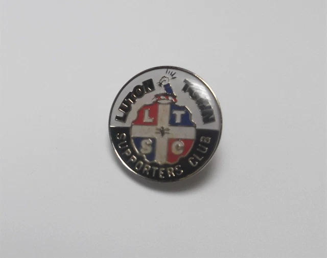 LUTON TOWN FC - Vintage Small Acrylic Supporters Club Badge. £6.99 ...