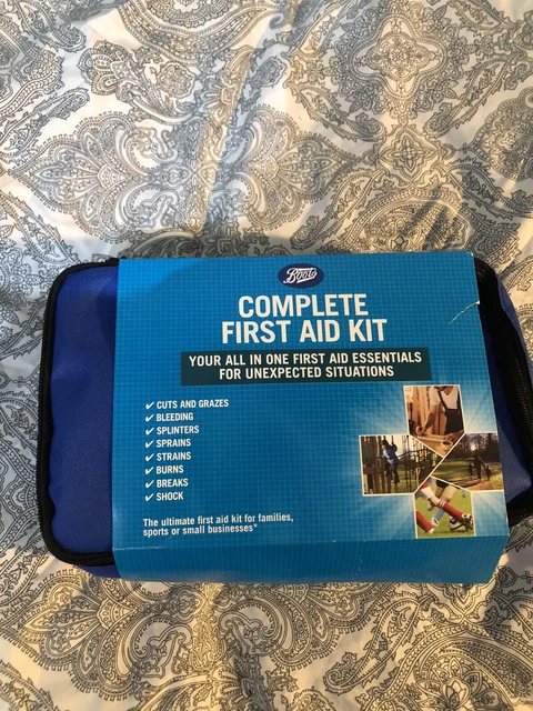 BOOTS LARGE FIRST Aid Kit New 12.99 PicClick UK