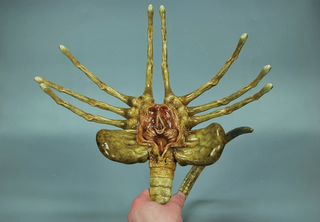 LIFE-SIZE ALIEN FACEHUGGER Replica Model Statue Giger £252.66 - PicClick UK