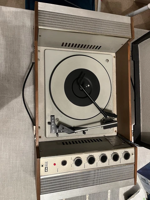 ITT KB RECORD PLAYER Model-KP043 VINTAGE - RARE Made in England £49.99 ...