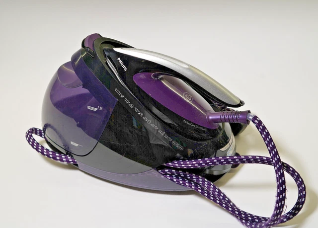 PHILIPS PERFECTCARE ELITE Silence Steam Generator Iron - GC9650/80 ...