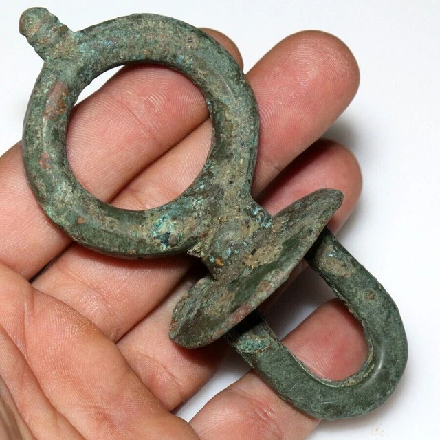 A PERFECT-ROMAN BRONZE-CHARIOT-TERRET Ring Circa 100-400 Ad EUR 112,81 ...