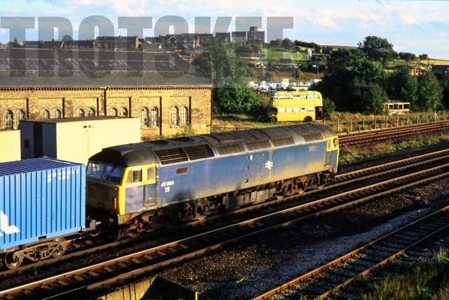 35MM SLIDE BRITISH Railways Diesel Loco 47064 Class 47 Clay Cross 1985 ...
