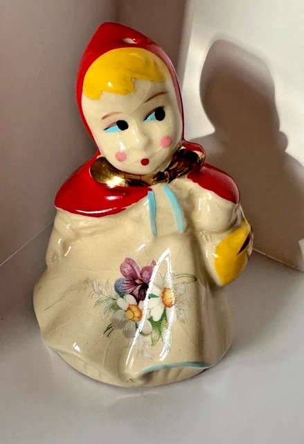 VINTAGE HULL POTTERY Little Red Riding Hood Pie Topper Unused Condition ...