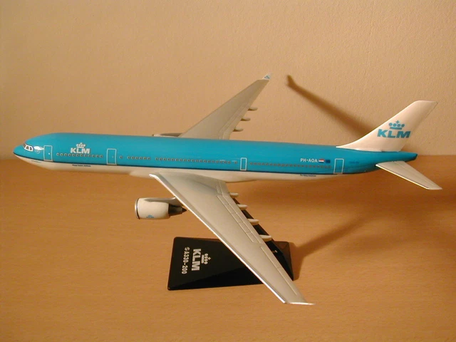 KLM ROYAL DUTCH Airlines Scale 1-200 model Airbus A330-200 PH-AOA ...