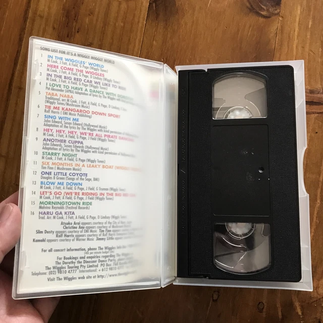 THE WIGGLES WIGGLY Wiggly World VHS Video Cassette Vintage ABC 2000 ...