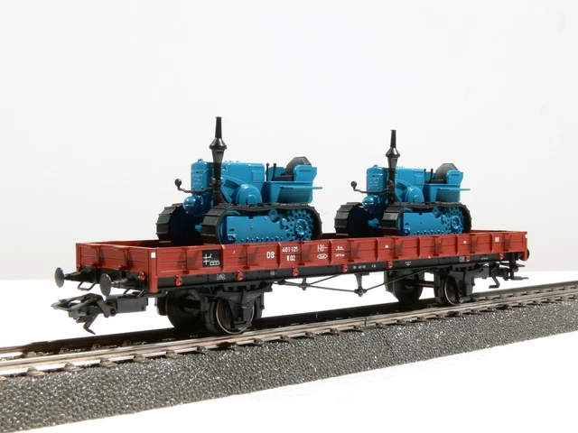 MÄRKLIN 46363 - DB Rungenwagen mit 2 Lanz-Bulldog-Raupenschleppern EUR ...