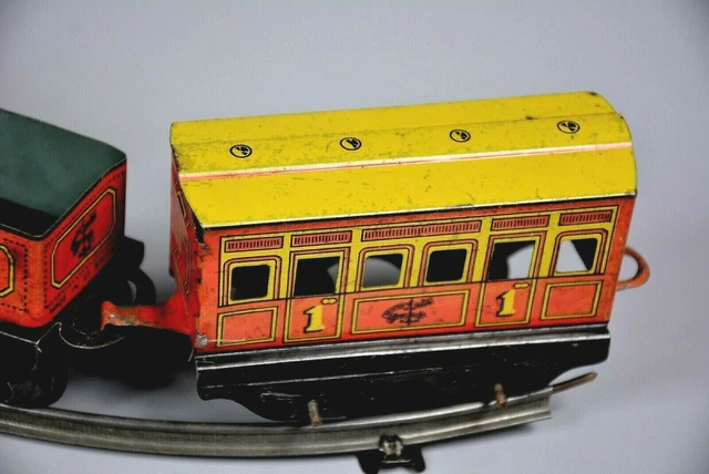 VINTAGE BRIMTOY CLOCKWORK & Tinplate Train Railway Set, Cock O the ...