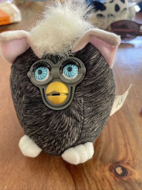 PELUCHE FURBY MC Donald 2000 Grisé Paupières mobiles. stuffed toy Grey ...