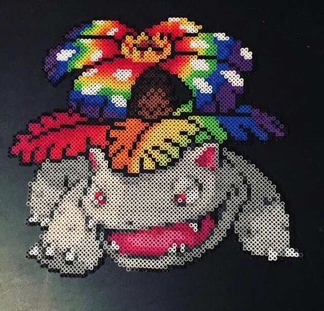 POKEMON 8 BIT perler beads - Venosaur Black - perline Hama - Big ...