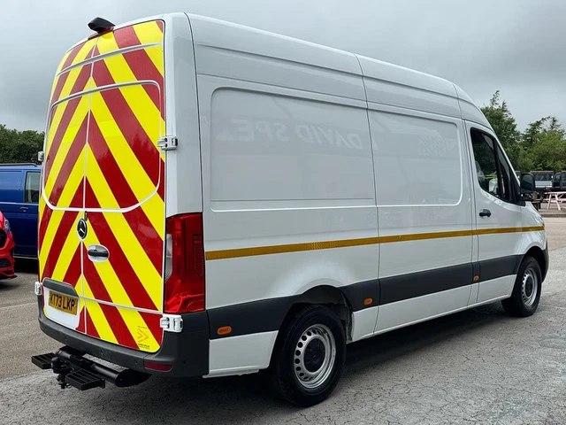 2023 MERCEDES-BENZ SPRINTER 3.5t H2 Progressive Van PANEL VAN DIESEL ...