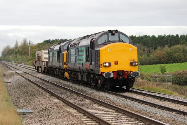 BRITISH RAIL / DRS 37610 & 37606 (6M56) Rail Photo £1.49 - PicClick UK