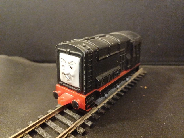 ERTL THOMAS THE Tank Engine and Friends Diesel Die-Cast £4.87 - PicClick UK