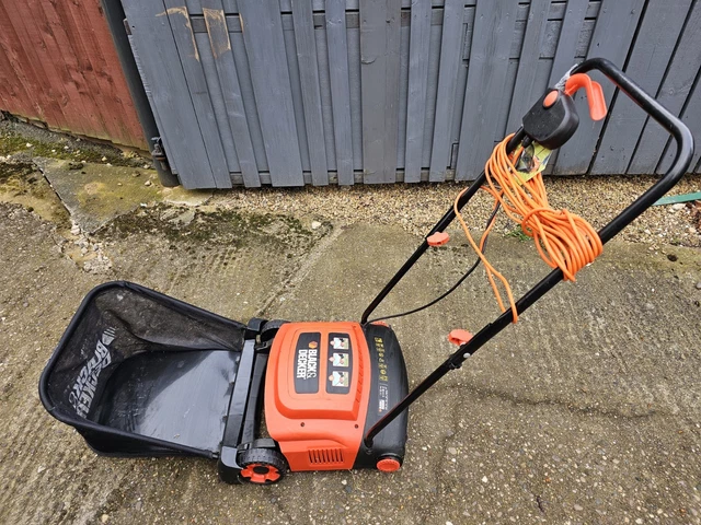 BLACK AND DECKER Scarifier. Used For 30 Seconds ( Tore Moss Lawn) £33. ...
