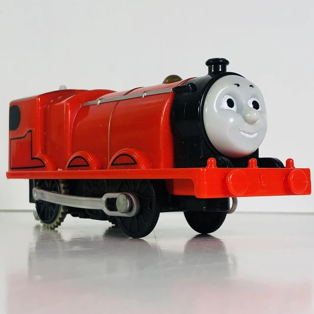 THOMAS THE TRAIN James Motorized Trackmaster Tank Engine Friends Red ...