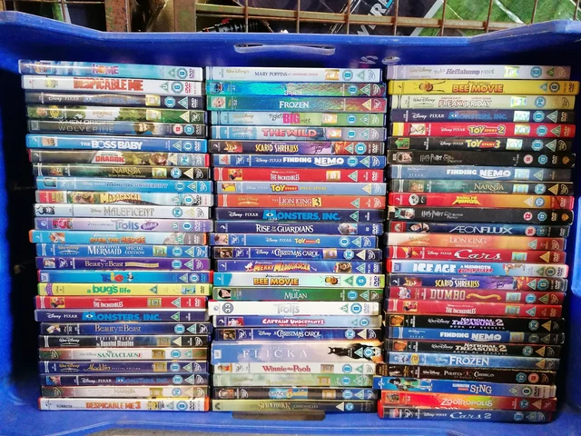 CHILDRENS KIDS FAMILY DVDs Disney Pixar Nickelodeon Dreamworks Lot ...