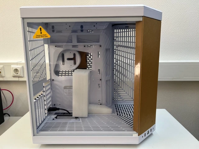 B-WARE PC-GEHÄUSE HYTE Y70 Touch Infinite Snow White EUR 299,00 ...