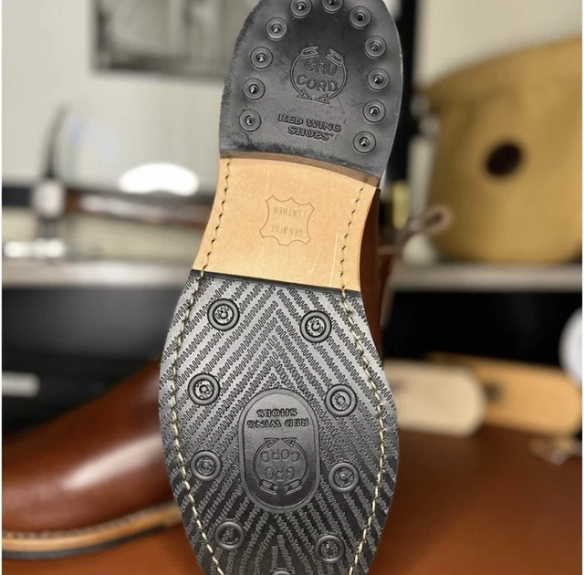 RED WING 9437 Williston Chelsea Teak Featherstone 9.5 Rare Boots £430. ...