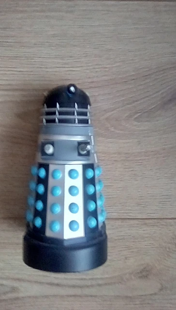DOCTOR WHO 5.5” Action Figure The Dalek Invasion of Earth missing a ...