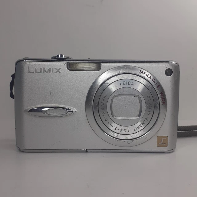 PANASONIC LUMIX DMC-FX01 6.0MP Compact Digital Camera Silver Tested ...