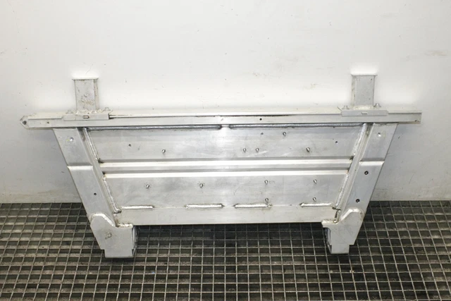 VOLVO XC40 T8 Front Suspension Subframe Crossmember Brace 32333818 ...