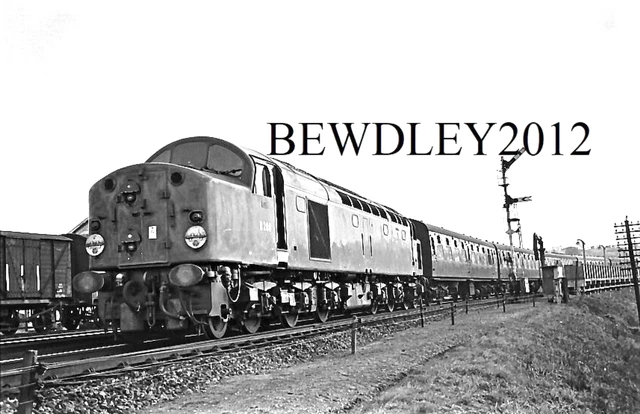 NEGATIVE 35MM PRE-TOPS CLASS 40 D200 NEAR GAINSBOROUGH STATION ...