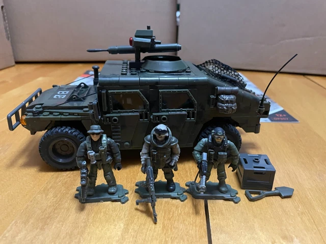 MEGA CONSTRUX CALL Of Duty Armored Vehicle Charge Used Complete $150.00 ...