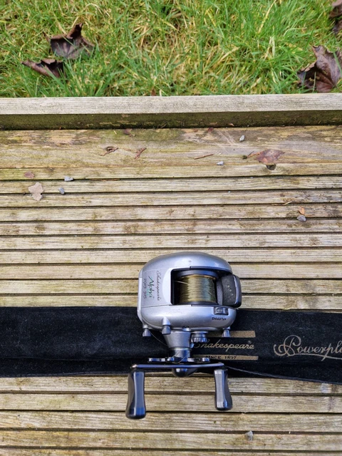 SHAKESPEARE POWERPLAY PIKE Rod And Shakespeare Alpha Baitcaster Reel £ ...
