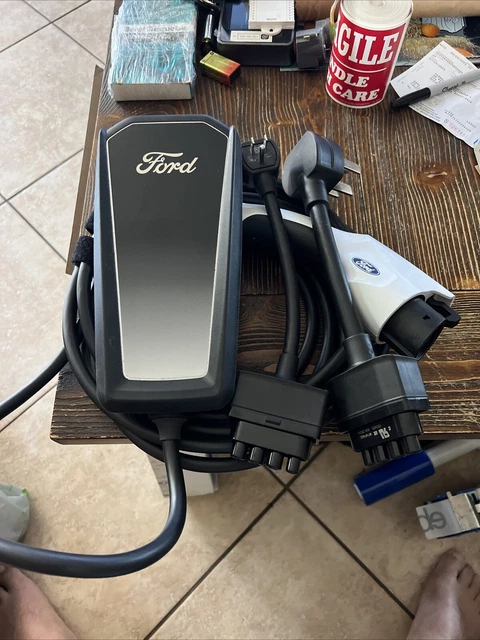 FORD F150 LIGHTNING MACH-E CHARGER 32A EV CHARGING CABLE NEMA with PLUG ...