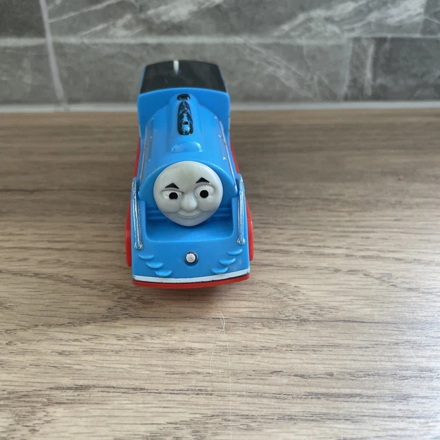 THOMAS AND FRIENDS Trackmaster Motorised Streamline Thomas Fully ...