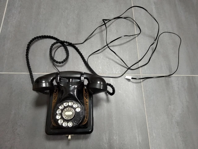 VINTAGE BELL TELEPHONE MFG rotary telephone (Belgique Telecom) - Wall ...