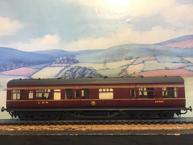 L.M.S INSPECTION SALOON. 00 gauge £22.00 - PicClick UK