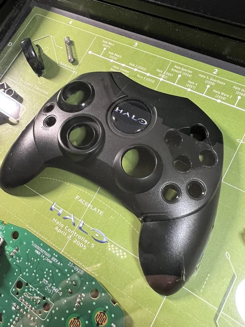 XBOX BLACK HALO Controller Teardown in shadow box Wall Art $250.00 ...
