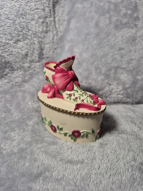 WILLOW HALL SHOE Resin Trinket Box with Lid Kitty Vintage 1995 Jane ...