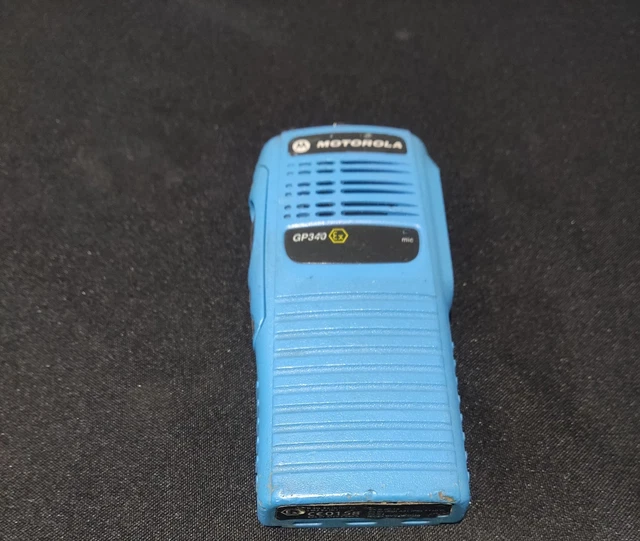 MOTOROLA GP340 UHF ex Atex Two Way Radio Blue MDH25RCC4AN3BEA NO ...