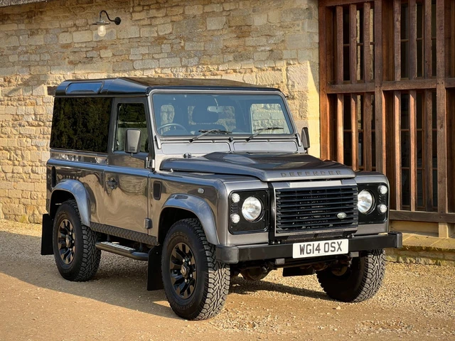 2014 LAND ROVER Defender 90 XS Hard Top TDCi [2.2] PANEL VAN Diesel ...