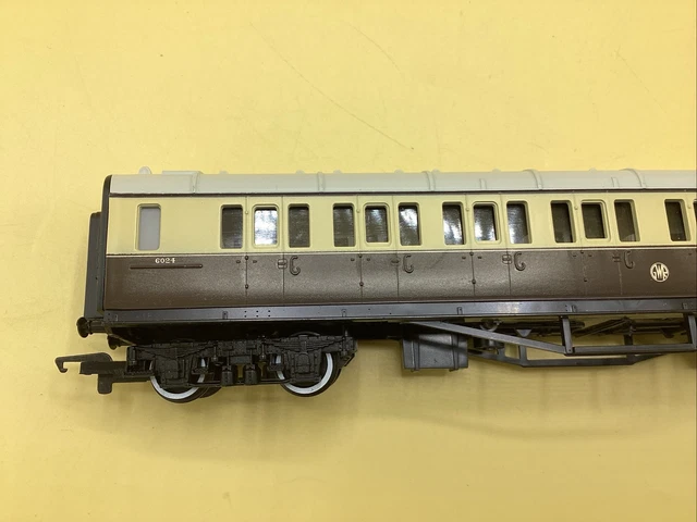 HORNBY OO GAUGE R.456 GWR Composite Coach Chocolate/Cream 6024 First ...