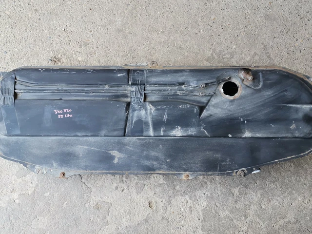 BMW E30 TANK Kraftstofftank Benzin Tank 55 Liter Original EUR 300,00 ...