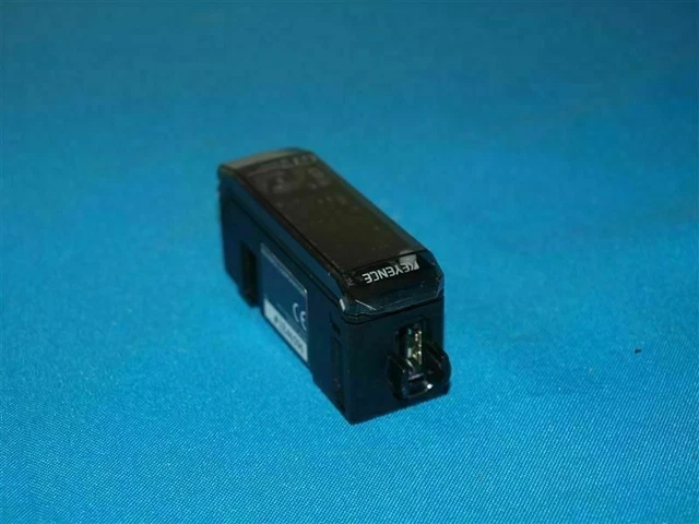 KEYENCE GT2-72N GT272N GT2 Intelligent Series w/ Cover Cut Cable $44.14 ...