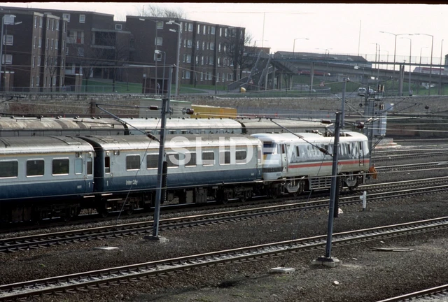 BRITISH RAILWAYS ELECTRIC Locomotive 91002 Doncaster 1990 Or Slide ...