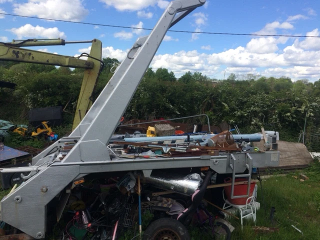 SKIP LORRY BODY only ideal trailer conversion 10ftx6ft bed £475.00 ...