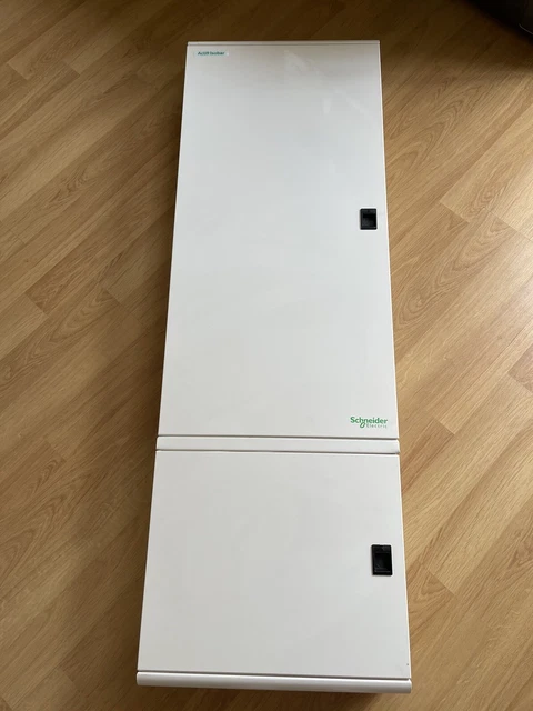 SCHNEIDER ACTI9 ISOBAR 22 Way 3 Phase Dual Metering Distribution Board ...