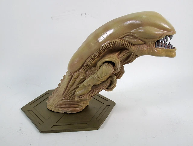 ALIEN 1979 ALIEN Chest Burster Life-Size Prop Replica 291JR196 £160.05 ...