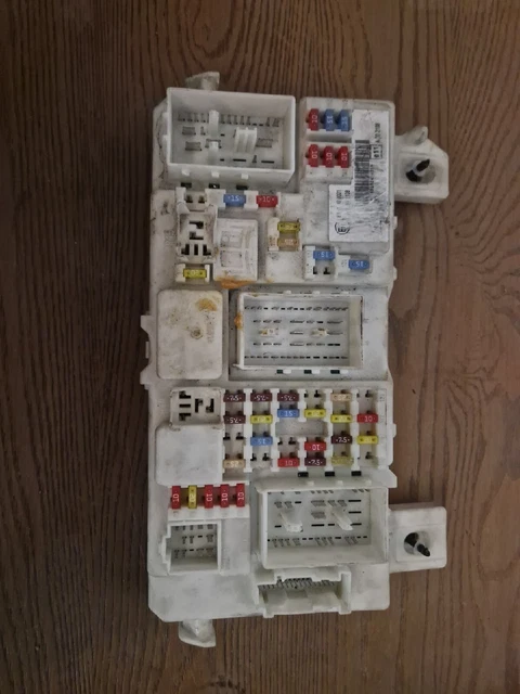 FORD FOCUS MK2/KUGA BODY CONTROL MODULE FUSE BOX 7M5T14A073DF, 2008 ...