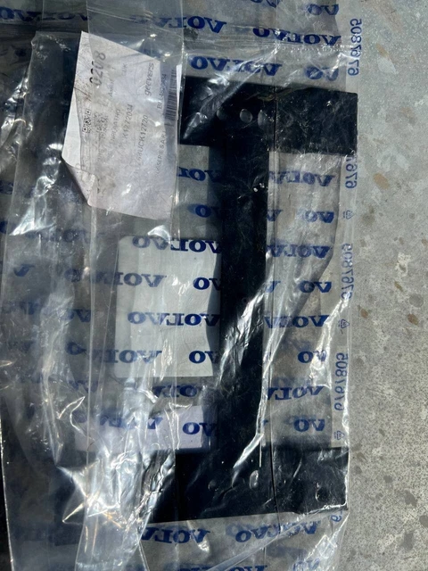 ORIGINAL VOLVO XC60 MK2 Halter Nummernschild 31395645 Neu EUR 56,00 ...