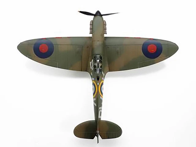 TAMIYA 1/48 SCALE AIRCRAFT WW2 RAF SPITFIRE MK1 aircraft model kit £35. ...