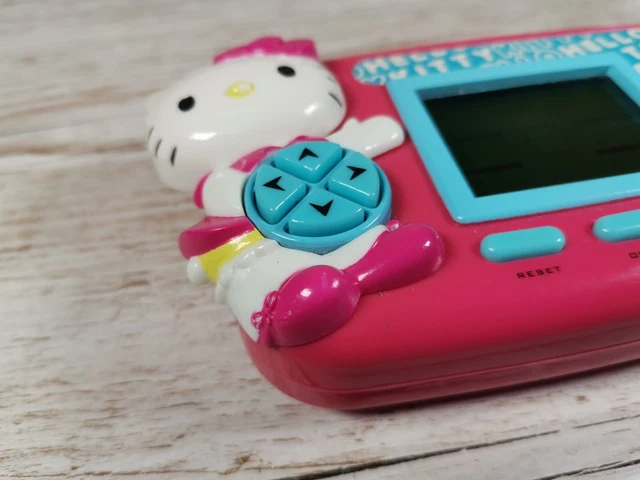 SANRIO HELLO KITTY Handheld LCD Game Electronic Console 2011 Free UK PP ...