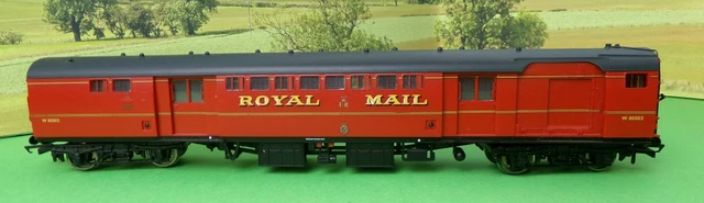 BACHMANN 39-420A BR Mk1 ROYAL MAIL TPO Sorting Van W80302 red coach OO ...